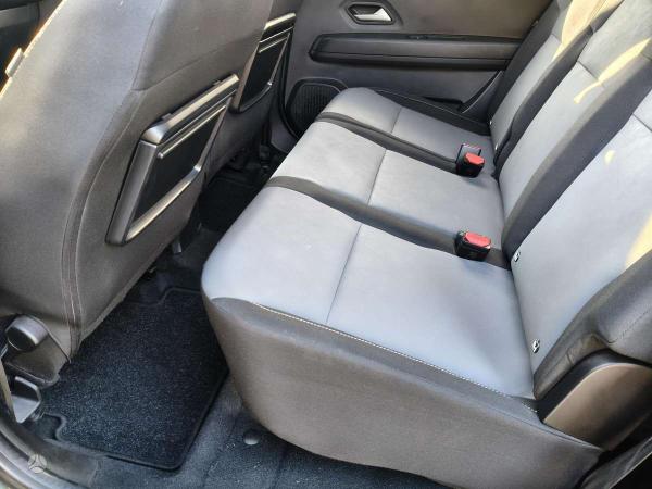 Zaļš Dacia Jogger 2023 Kaišiadorys, ar dzinēja tilpumu 1.00 L un nobraukumu 43 tūkst. km par 14999 €, foto 9 vietnē AUTOMOTO.COM.LV