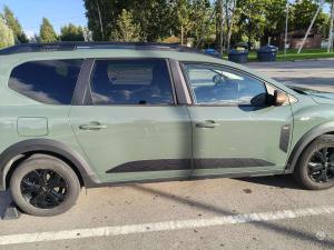 Zaļš Dacia Jogger 2023 Kaišiadorys, ar dzinēja tilpumu 1.00 L un nobraukumu 43 tūkst. km par 14999 €, foto 15 vietnē AUTOMOTO.COM.LV