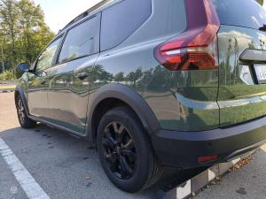 Zaļš Dacia Jogger 2023 Kaišiadorys, ar dzinēja tilpumu 1.00 L un nobraukumu 43 tūkst. km par 14999 €, foto 17 vietnē AUTOMOTO.COM.LV