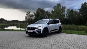 Pelēks Dacia Jogger 2022 Utena, ar dzinēja tilpumu 1.00 L un nobraukumu 271 tūkst. km par 7995 €, foto  vietnē AUTOMOTO.COM.LV