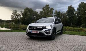 Pelēks Dacia Jogger 2022 Utena, ar dzinēja tilpumu 1.00 L un nobraukumu 271 tūkst. km par 7995 €, foto 4 vietnē AUTOMOTO.COM.LV