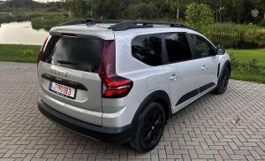 Pelēks Dacia Jogger 2022 Utena, ar dzinēja tilpumu 1.00 L un nobraukumu 271 tūkst. km par 7995 €, foto 17 vietnē AUTOMOTO.COM.LV