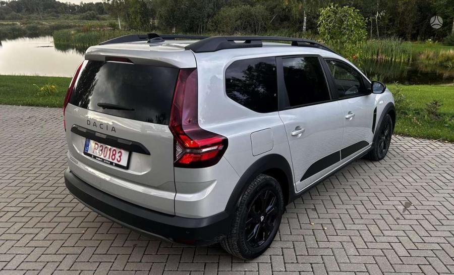 Pelēks Dacia Jogger 2022 Utena, ar dzinēja tilpumu 1.00 L un nobraukumu 271 tūkst. km par 7995 €, foto 17 vietnē AUTOMOTO.COM.LV
