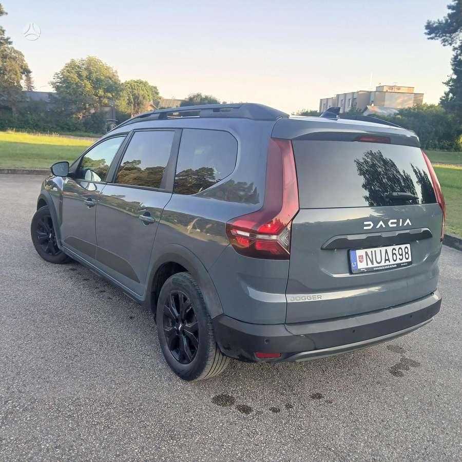 Pelēks Dacia Jogger 2023 Viļņa, ar dzinēja tilpumu 1.00 L un nobraukumu 119 tūkst. km par 10800 €, foto 6 vietnē AUTOMOTO.COM.LV