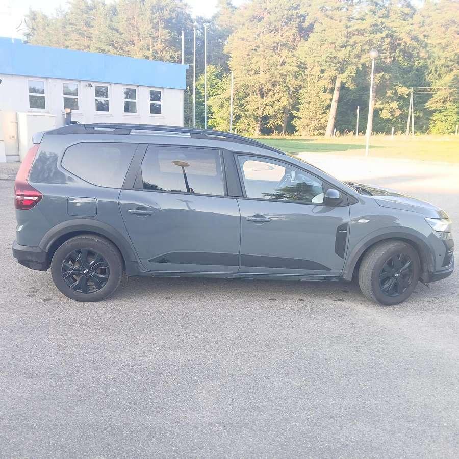 Pelēks Dacia Jogger 2023 Viļņa, ar dzinēja tilpumu 1.00 L un nobraukumu 119 tūkst. km par 10800 €, foto 9 vietnē AUTOMOTO.COM.LV
