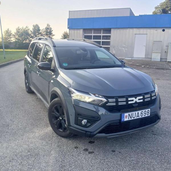 Дачия Jogger 2023 в Вильнюс на AUTOMOTO.COM.LV Серый Дачия Jogger 2023 в Вильнюс, объемом двигателя 1.00 л и пробегом 120 тыс. км за 10600 €, фото 6 на AUTOMOTO.COM.LV