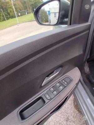 Pelēks Dacia Jogger 2023 Viļņa, ar dzinēja tilpumu 1.00 L un nobraukumu 120 tūkst. km par 10600 €, foto 19 vietnē AUTOMOTO.COM.LV