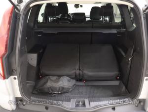 Grey Dacia Jogger 2022 in Tallinn, with an engine capacity of 1.00 L and mileage of 93 thousand km for 12900 €, photo 12 on AUTOMOTO.COM.LV