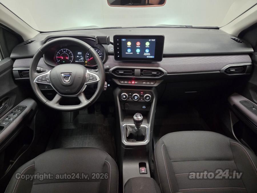 Pelēks Dacia Jogger 2022 Tallina, ar dzinēja tilpumu 1.00 L un nobraukumu 32 tūkst. km par 14300 €, foto 8 vietnē AUTOMOTO.COM.LV