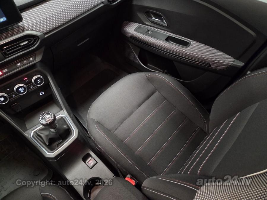 Pelēks Dacia Jogger 2022 Tallina, ar dzinēja tilpumu 1.00 L un nobraukumu 32 tūkst. km par 14300 €, foto 16 vietnē AUTOMOTO.COM.LV
