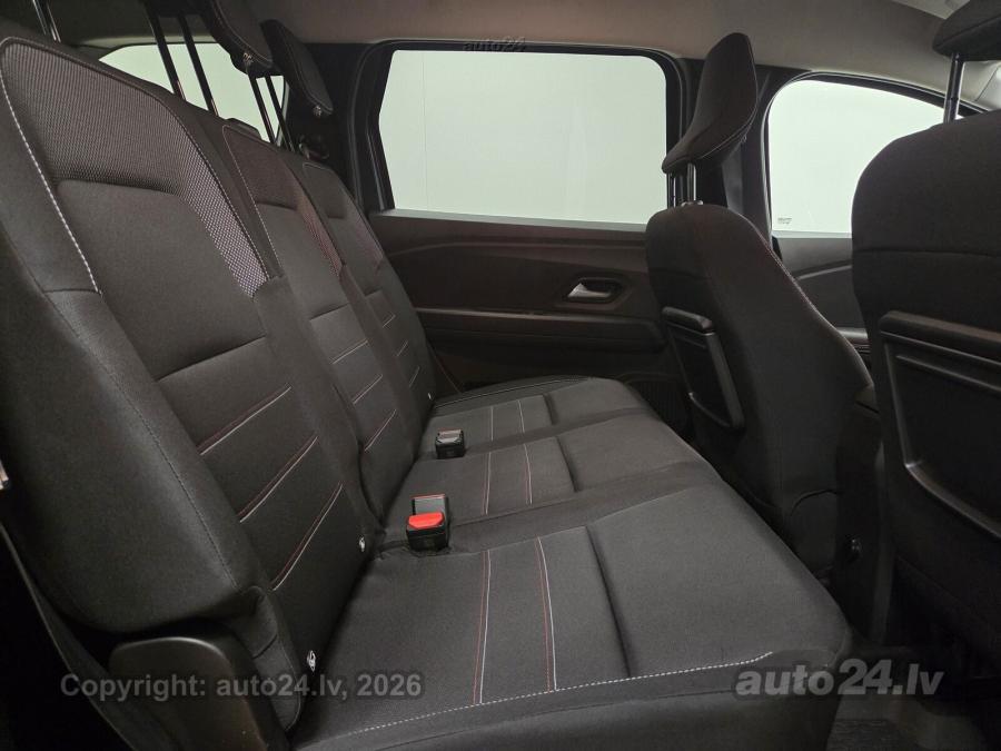 Pelēks Dacia Jogger 2022 Tallina, ar dzinēja tilpumu 1.00 L un nobraukumu 32 tūkst. km par 14300 €, foto 19 vietnē AUTOMOTO.COM.LV