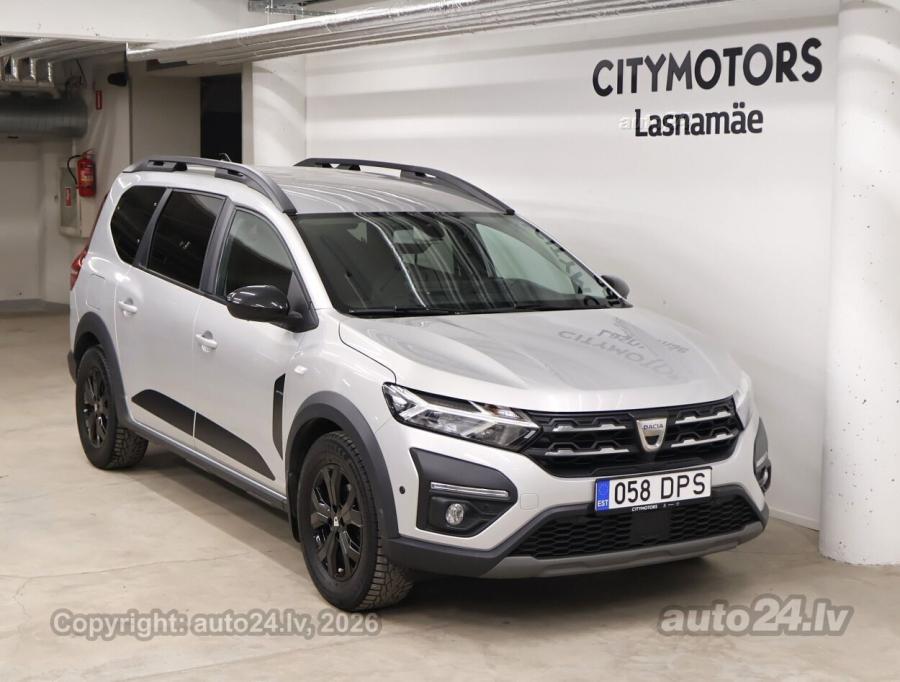 Grey Dacia Jogger 2022 in Tallinn, with an engine capacity of 1.00 L and mileage of 93 thousand km for 12490 €, photo 5 on AUTOMOTO.COM.LV