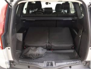 Grey Dacia Jogger 2022 in Tallinn, with an engine capacity of 1.00 L and mileage of 93 thousand km for 12490 €, photo 12 on AUTOMOTO.COM.LV