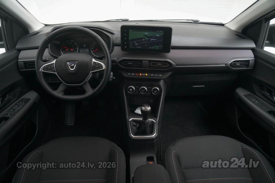 Grey Dacia Jogger 2022 in Tallinn, with an engine capacity of 1.00 L and mileage of 112 thousand km for 12490 €, photo 9 on AUTOMOTO.COM.LV