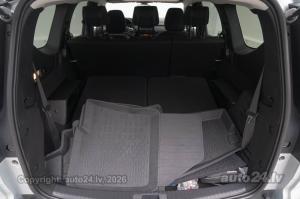 Grey Dacia Jogger 2022 in Tallinn, with an engine capacity of 1.00 L and mileage of 112 thousand km for 12490 €, photo 12 on AUTOMOTO.COM.LV