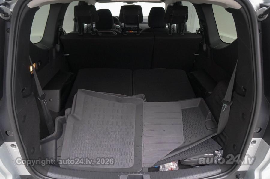 Grey Dacia Jogger 2022 in Tallinn, with an engine capacity of 1.00 L and mileage of 112 thousand km for 12490 €, photo 12 on AUTOMOTO.COM.LV