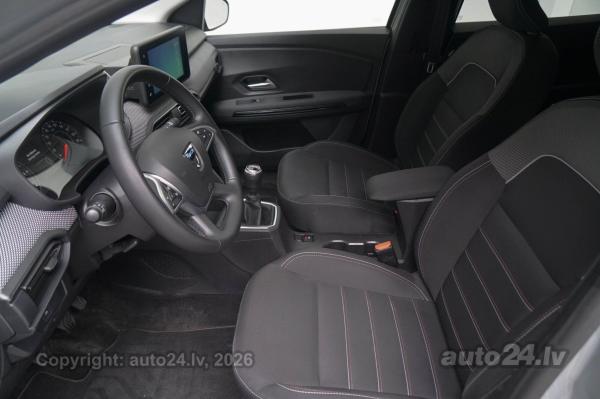 Grey Dacia Jogger 2022 in Tallinn, with an engine capacity of 1.00 L and mileage of 112 thousand km for 12490 €, photo 8 on AUTOMOTO.COM.LV
