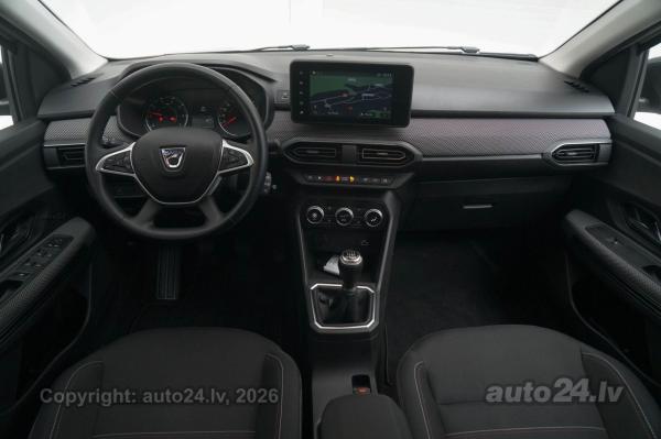 Grey Dacia Jogger 2022 in Tallinn, with an engine capacity of 1.00 L and mileage of 112 thousand km for 12490 €, photo 9 on AUTOMOTO.COM.LV