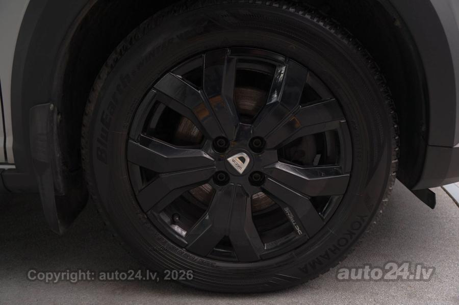 Pelēks Dacia Jogger 2022 Tallina, ar dzinēja tilpumu 1.00 L un nobraukumu 112 tūkst. km par 12490 €, foto 16 vietnē AUTOMOTO.COM.LV