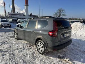 Grey Dacia Jogger 2023 in Klaipeda, with an engine capacity of 1.00 L and mileage of 87 thousand km for 11000 €, photo 3 on AUTOMOTO.COM.LV