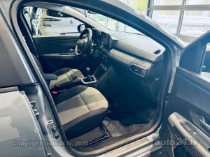 Grey Dacia Jogger 2023 in Parnu, with an engine capacity of 1.00 L and mileage of 64 thousand km for 16900 €, photo 9 on AUTOMOTO.COM.LV