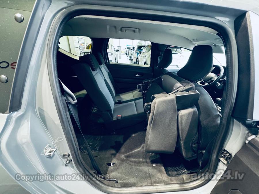 Grey Dacia Jogger 2023 in Parnu, with an engine capacity of 1.00 L and mileage of 64 thousand km for 16900 €, photo 10 on AUTOMOTO.COM.LV
