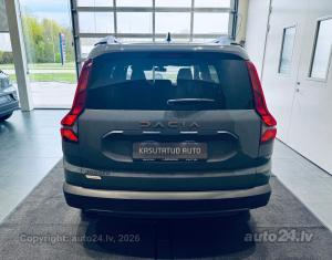 Grey Dacia Jogger 2023 in Parnu, with an engine capacity of 1.00 L and mileage of 64 thousand km for 16900 €, photo 18 on AUTOMOTO.COM.LV