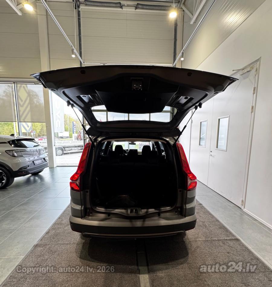 Grey Dacia Jogger 2023 in Parnu, with an engine capacity of 1.00 L and mileage of 64 thousand km for 16900 €, photo 20 on AUTOMOTO.COM.LV