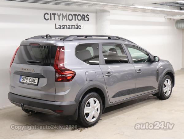 Grey Dacia Jogger 2025 in Tallinn, with an engine capacity of 1.00 L and mileage of 6 thousand km for 17900 €, photo 6 on AUTOMOTO.COM.LV