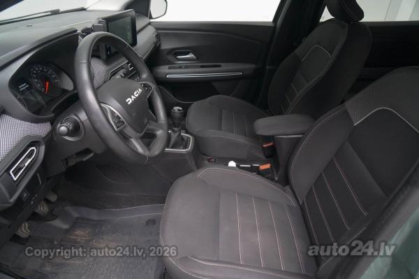 Dacia Jogger 2022 in Tallinn, with an engine capacity of 1.00 L and mileage of 69 thousand km for 14990 €, photo 7 on AUTOMOTO.COM.LV