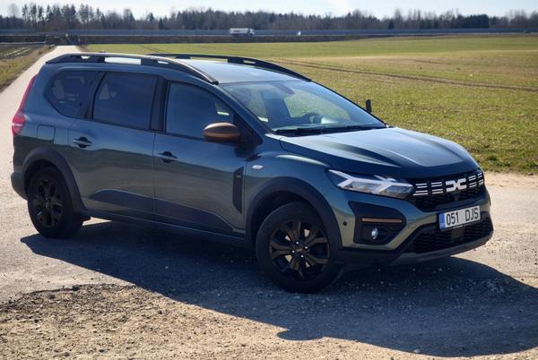 Dacia Jogger 2023 in Tallinn, with an engine capacity of 1.00 L and mileage of 81 thousand km for 15400 €, photo 2 on AUTOMOTO.COM.LV