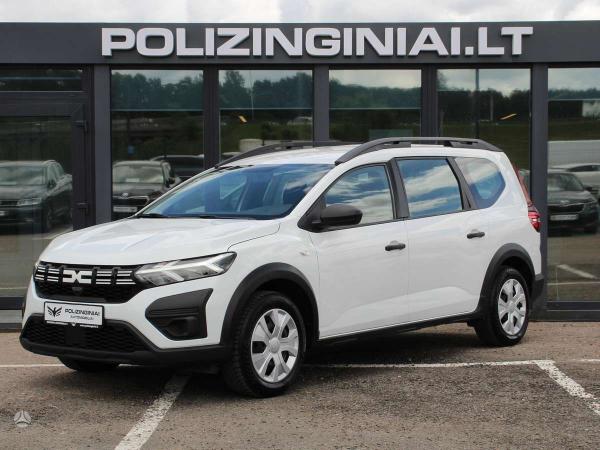 White Dacia Jogger 2023 in Vilnius, with an engine capacity of 1.00 L and mileage of 85 thousand km for 11500 €, photo 1 on AUTOMOTO.COM.LV