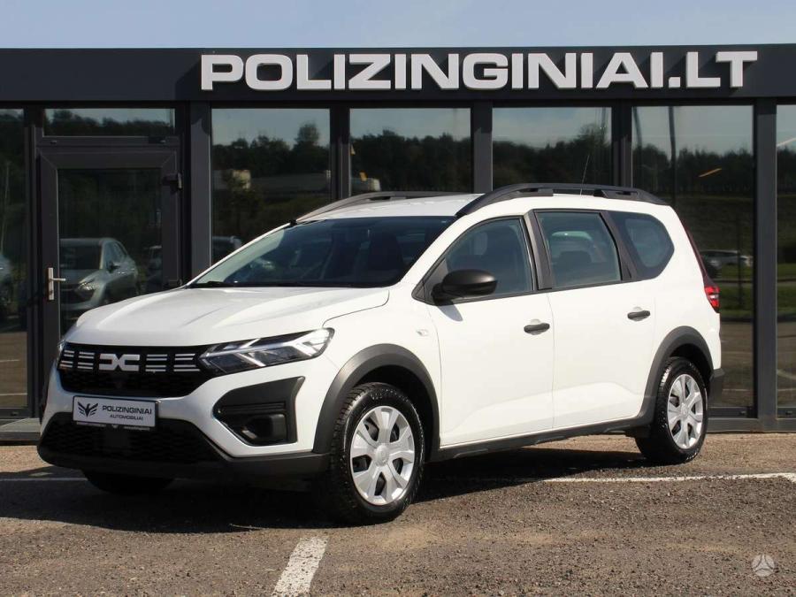White Dacia Jogger 2023 in Vilnius, with an engine capacity of 1.00 L and mileage of 90 thousand km for 11500 €, photo 1 on AUTOMOTO.COM.LV