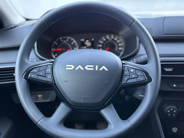 Balts Dacia Jogger 2024 Viļņa, ar dzinēja tilpumu 1.00 L un nobraukumu 55 tūkst. km par 14800 €, foto 11 vietnē AUTOMOTO.COM.LV