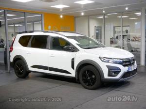 White Dacia Jogger 2022 in Tallinn, with an engine capacity of 1.00 L and mileage of 87 thousand km for 10500 €, photo  on AUTOMOTO.COM.LV