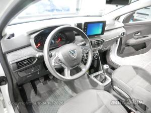 White Dacia Jogger 2022 in Tallinn, with an engine capacity of 1.00 L and mileage of 87 thousand km for 10500 €, photo 8 on AUTOMOTO.COM.LV