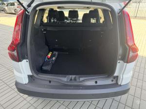 Balts Dacia Jogger 2023 Kauņa, ar dzinēja tilpumu 1.00 L un nobraukumu 158 tūkst. km par 11500 €, foto 7 vietnē AUTOMOTO.COM.LV