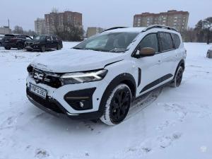 White Dacia Jogger 2024 in Kaunas, with an engine capacity of 1.00 L and mileage of 7 thousand km for 11800 €, photo 9 on AUTOMOTO.COM.LV