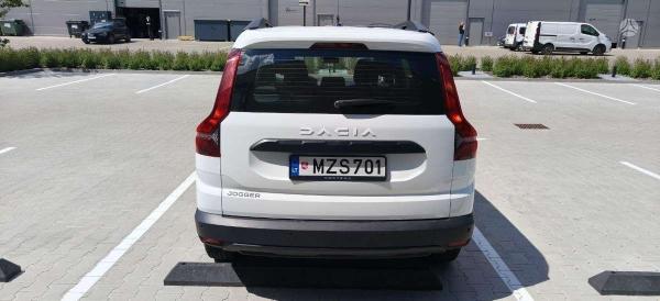 Balts Dacia Jogger 2024 Viļņa, ar dzinēja tilpumu 1.00 L un nobraukumu 88 tūkst. km par 10500 €, foto 5 vietnē AUTOMOTO.COM.LV