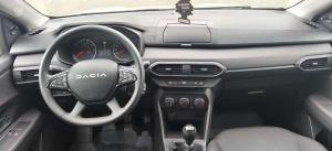 White Dacia Jogger 2024 in Vilnius, with an engine capacity of 1.00 L and mileage of 88 thousand km for 10500 €, photo 9 on AUTOMOTO.COM.LV