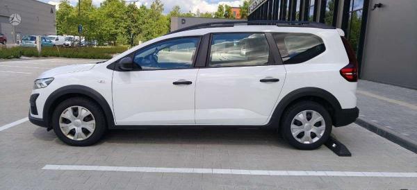 Balts Dacia Jogger 2024 Viļņa, ar dzinēja tilpumu 1.00 L un nobraukumu 90 tūkst. km par 10200 €, foto 4 vietnē AUTOMOTO.COM.LV
