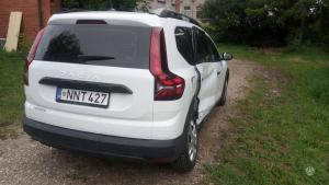 Balts Dacia Jogger 2025 Anykščiai, ar dzinēja tilpumu 1.00 L un nobraukumu 29 tūkst. km par 7260 €, foto 10 vietnē AUTOMOTO.COM.LV