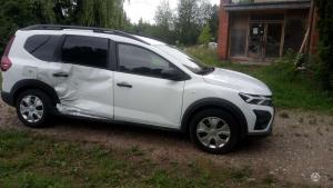 Balts Dacia Jogger 2025 Anykščiai, ar dzinēja tilpumu 1.00 L un nobraukumu 29 tūkst. km par 7260 €, foto 11 vietnē AUTOMOTO.COM.LV