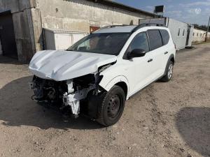 White Dacia Jogger 2025 in Kaunas, with an engine capacity of 1.00 L and mileage of 12 thousand km for 5700 €, photo  on AUTOMOTO.COM.LV