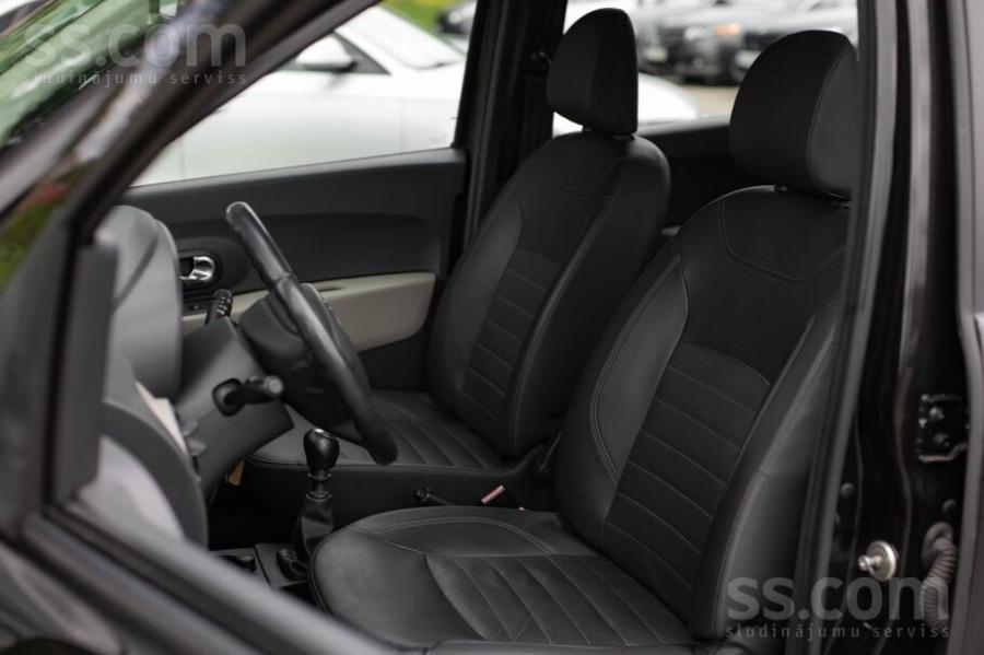 Black Dacia Lodgy 2014 in Riga, with an engine capacity of 1.50 L and mileage of 174 thousand km for 6690 €, photo 14 on AUTOMOTO.COM.LV