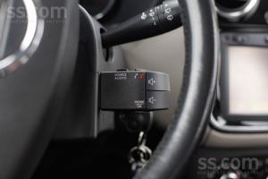 Black Dacia Lodgy 2014 in Riga, with an engine capacity of 1.50 L and mileage of 174 thousand km for 6690 €, photo 19 on AUTOMOTO.COM.LV