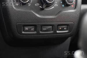 Black Dacia Lodgy 2014 in Riga, with an engine capacity of 1.50 L and mileage of 174 thousand km for 6690 €, photo 26 on AUTOMOTO.COM.LV