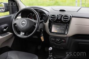 Black Dacia Lodgy 2014 in Riga, with an engine capacity of 1.50 L and mileage of 174 thousand km for 6690 €, photo 30 on AUTOMOTO.COM.LV