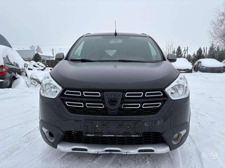 Melns Dacia Lodgy 2018 Radviliškis, ar dzinēja tilpumu 1.46 L un nobraukumu 281 tūkst. km par 5250 €, foto 5 vietnē AUTOMOTO.COM.LV