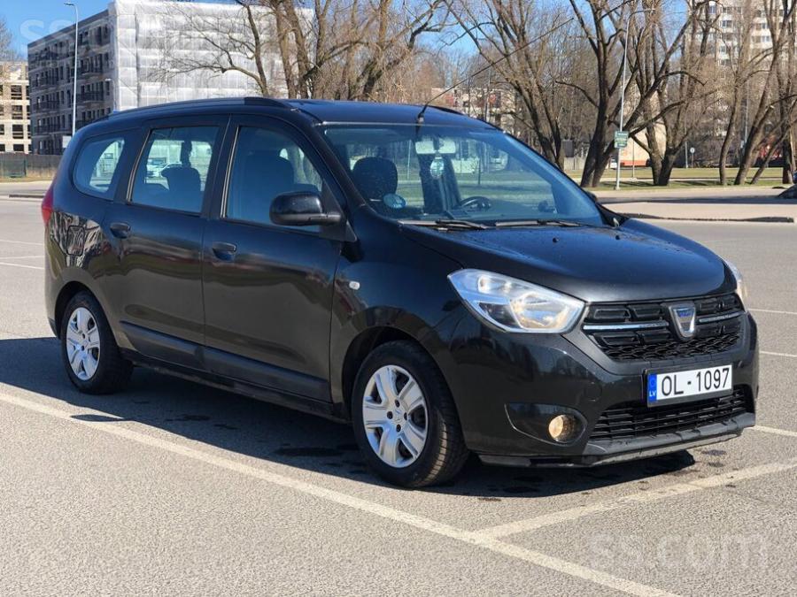 Black Dacia Lodgy 2019 in Riga, with an engine capacity of 1.60 L and mileage of 158 thousand km for 5800 €, photo 5 on AUTOMOTO.COM.LV